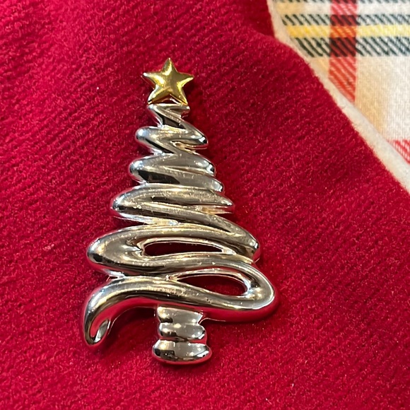 Vintage | Jewelry | Vintage Silvertone Squiggle Christmas Tree With ...